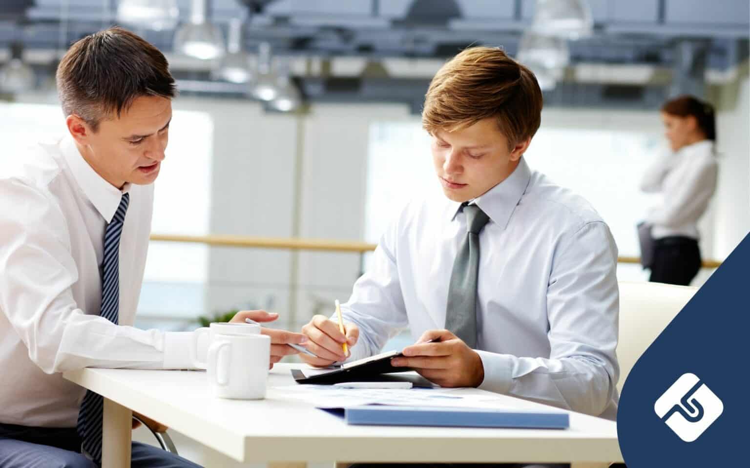 How to Effectively Manage Underperformance - Lawpath