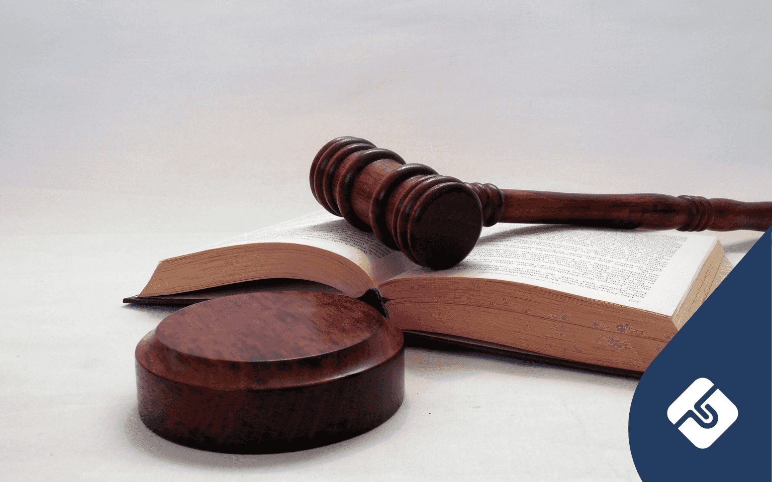 How Does a Retainer Fee Work? - Lawpath